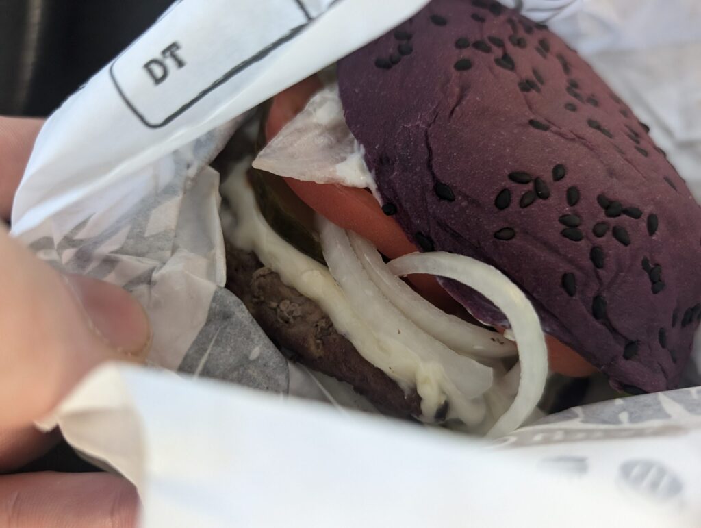 Review: The Wednesday Burger from Burger King – A Colorful Gimmick or ...